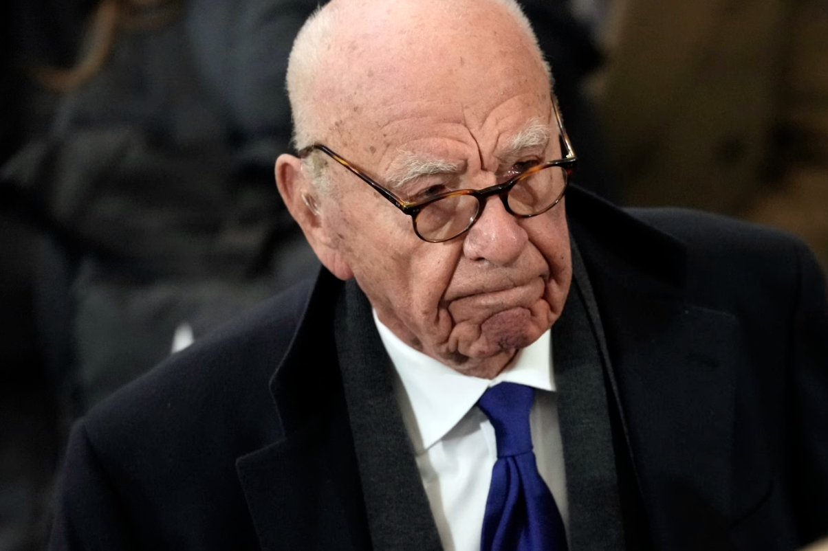 Murdoch Family Settles Battle Over Trust