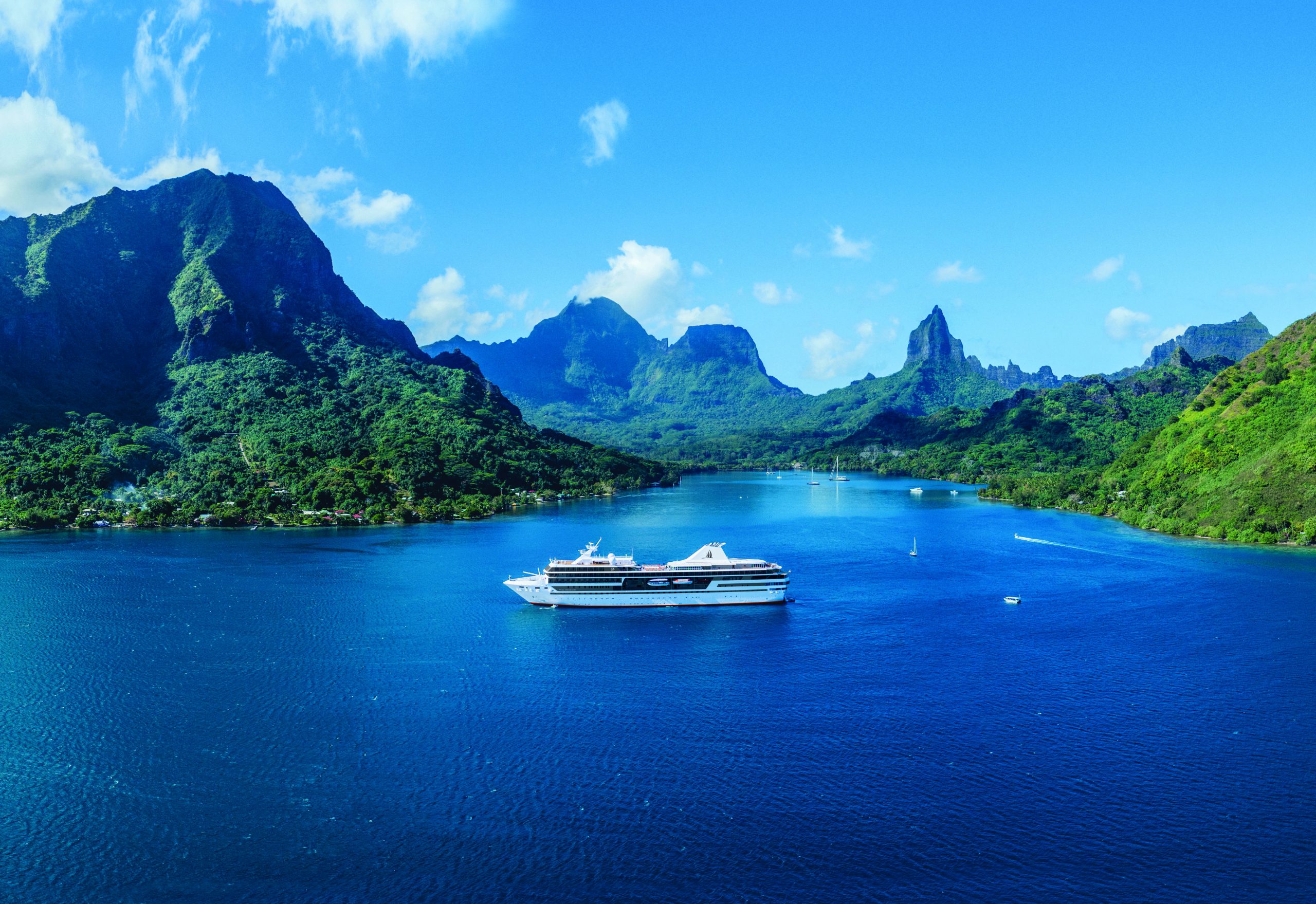 A TALE OF TWO VOYAGES IN FRENCH POLYNESIA