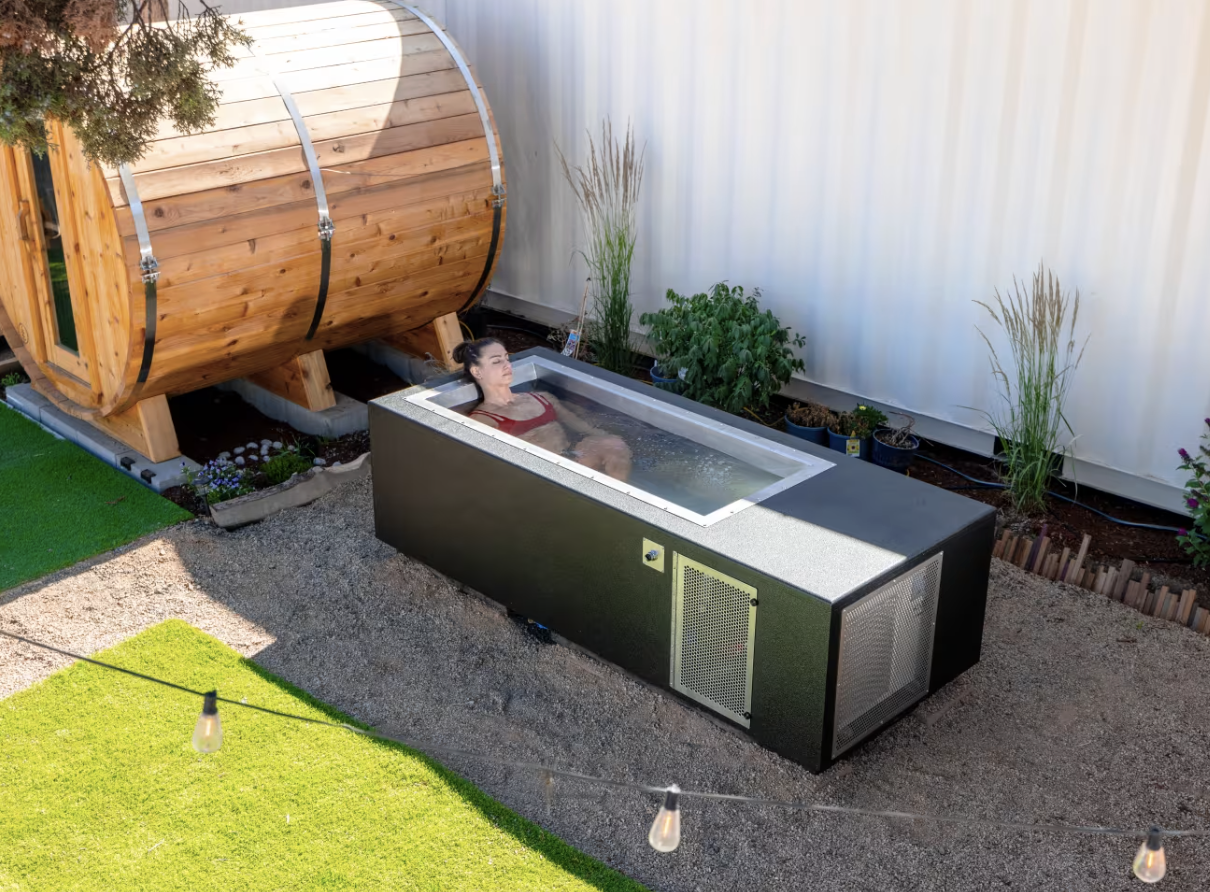 Cold Plunges Are Hot. But Can You Do It in Your Home Pool?